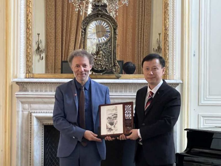 4e Forum tripartite de l'enseignement supérieur Chine-France-Afrique ... 4e Forum tripartite de l'enseignement supérieur Chine-France-Afrique ...